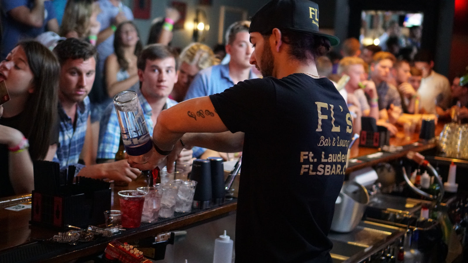 FL's Bar & Lounge, Fort Lauderdale Florida.